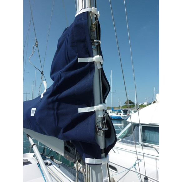 Why is our classic lazybag the best sail protection?